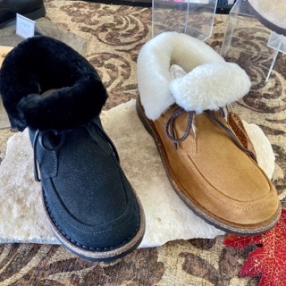 Duy's Shoes - Yorkville, IL